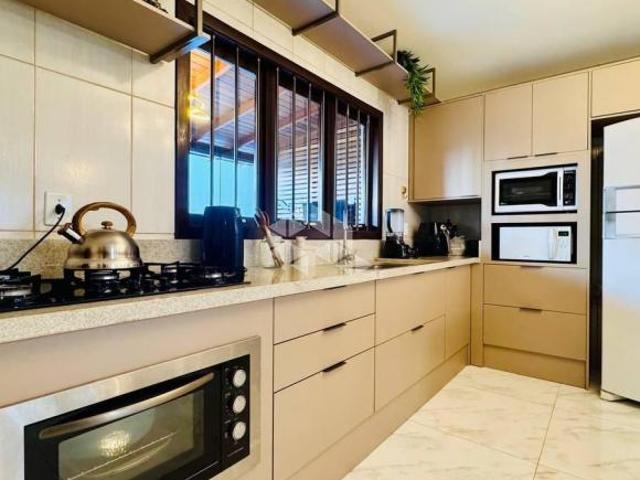 Casa 3 dormitórios, 1 suíte, 2 vagas, Jardim Lindóia, Porto Alegre