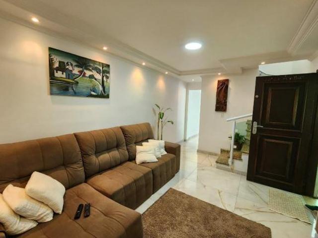Casa 3 dormitórios, 1 suíte, 2 vagas, Vila Maria Augusta FL15