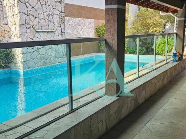 Casa 3 dormitórios 1 suite com closet espaço gourmet e piscina à venda, 230 m² por R$ 2.000.000 Ca