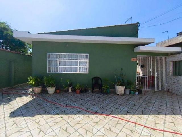CASA 3 DORMITORIOS 1 SUITE LADO PRAIA FINANCIAMENTO MONGAGUA