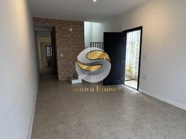 Casa 3 dormitórios, 1 Suíte Master, eformada e com Depósito, Espaço Gourmet