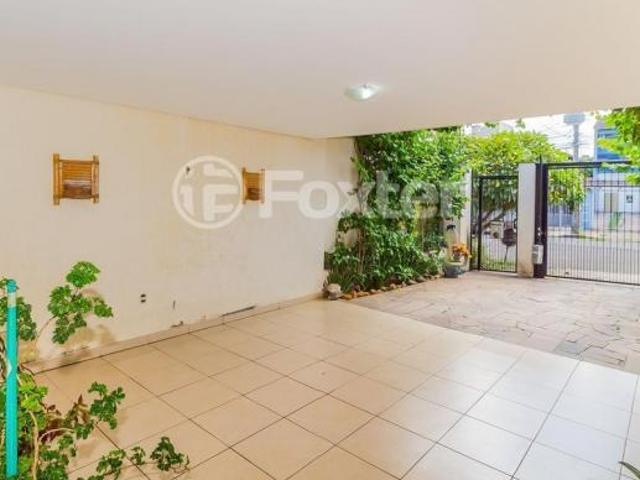 Casa, 3 dormitórios, 204 m², em Guarujá