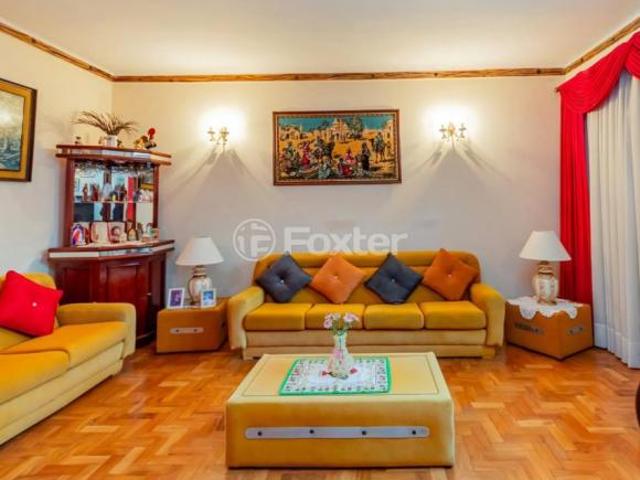 Casa, 3 dormitórios, 204 m², em Vila Maracanã
