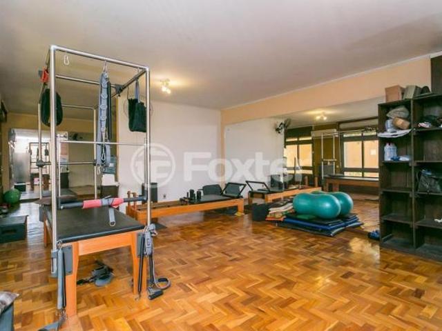 Casa, 3 dormitórios, 205 m², em Tristeza