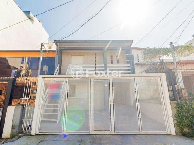 Casa, 3 dormitórios, 205.5 m², em Azenha