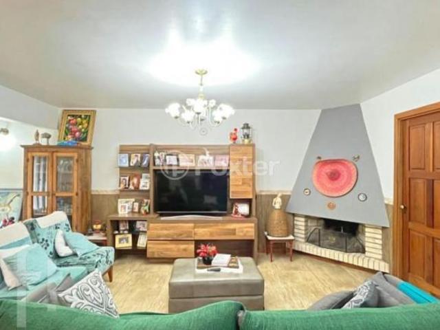 Casa, 3 dormitórios, 206 m², em Ipanema