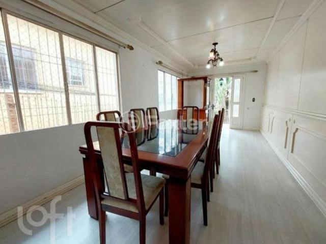 Casa, 3 dormitórios, 207 m², em Exposição