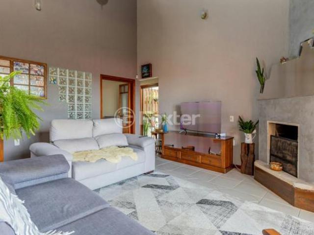 Casa, 3 dormitórios, 209 m², em Santa Isabel
