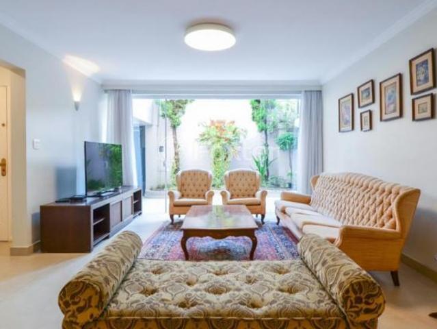 Casa, 3 dormitórios, 200 m², em Brooklin Paulista