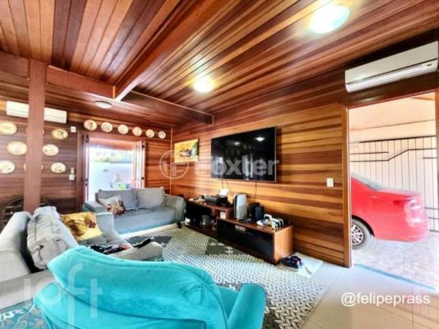 Casa, 3 dormitórios, 200 m², em Igara