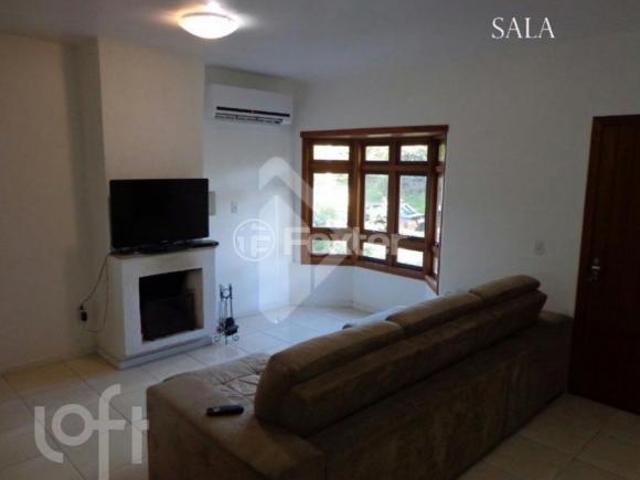 Casa, 3 dormitórios, 200 m², em Ipanema