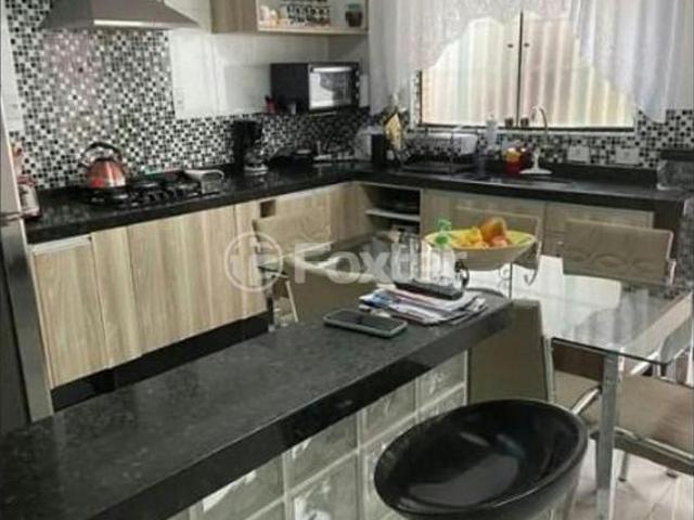 Casa, 3 dormitórios, 200 m², em Vila Suíça