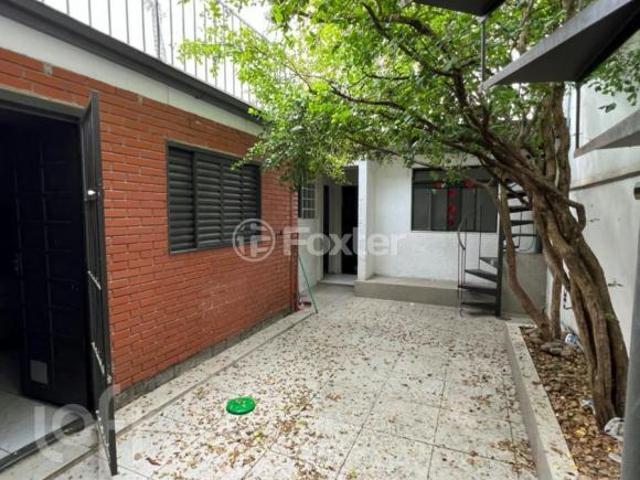Casa, 3 dormitórios, 201 m², em Rio Branco