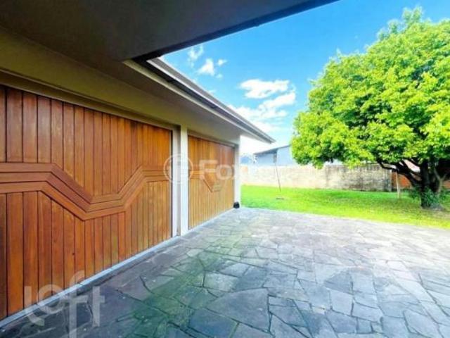 Casa, 3 dormitórios, 214 m², em Canudos