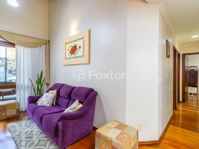 Casa, 3 dormitórios, 214 m², em Menino Deus