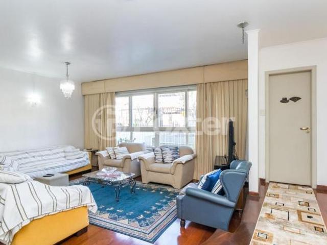 Casa, 3 dormitórios, 215.73 m², em Sarandi