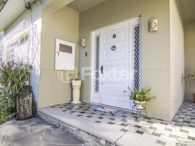 Casa, 3 dormitórios, 216 m², em Medianeira