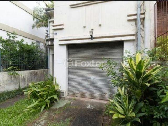 Casa, 3 dormitórios, 218 m², em Auxiliadora