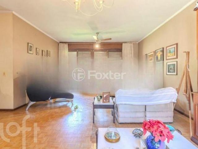 Casa, 3 dormitórios, 218 m², em Jardim Lindóia