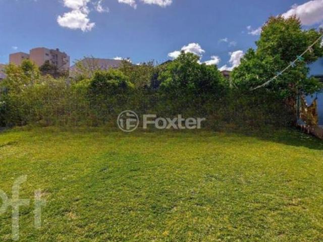 Casa, 3 dormitórios, 210.27 m², em Santa Catarina