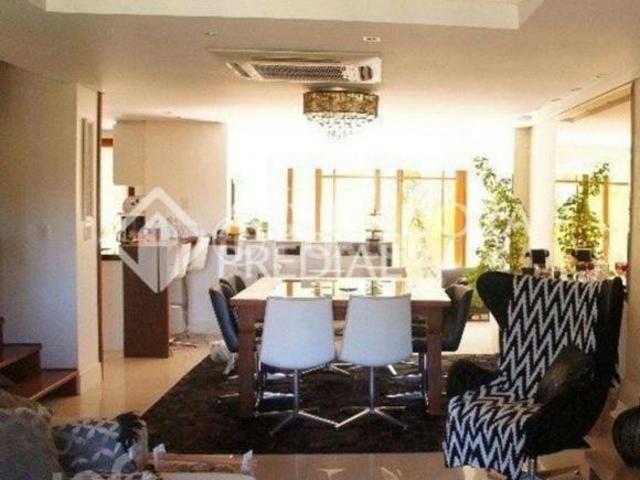 Casa, 3 dormitórios, 211.84 m², em Vila Assunção