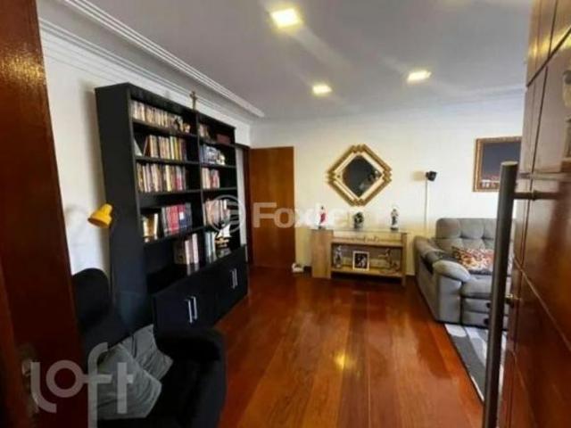 Casa, 3 dormitórios, 225 m², em Olímpico