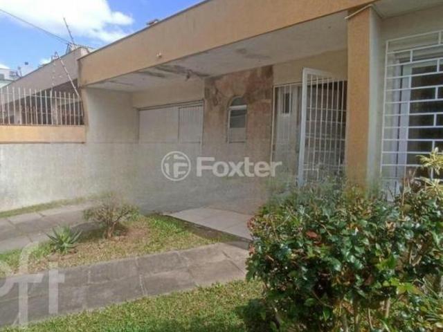 Casa, 3 dormitórios, 225 m², em Partenon