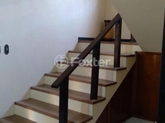 Casa, 3 dormitórios, 226 m², em São João