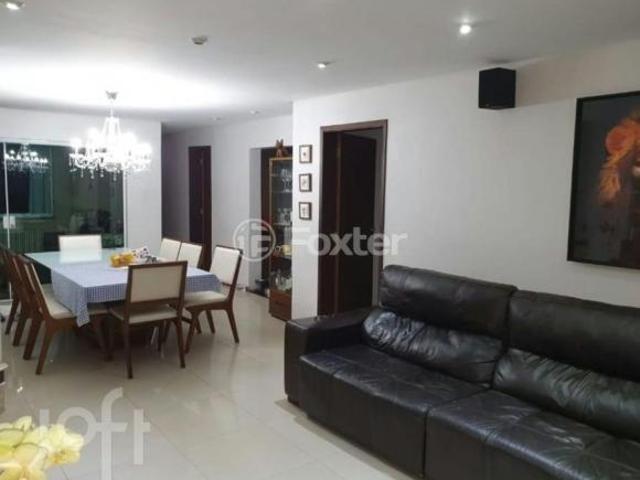Casa, 3 dormitórios, 228 m², em Vila Magini