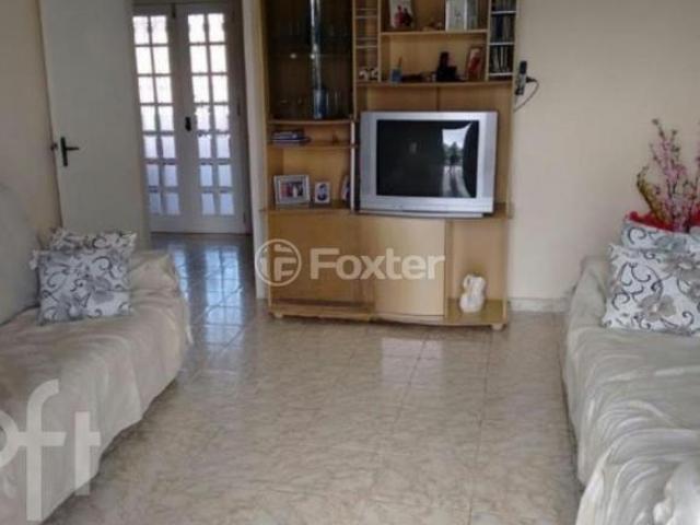 Casa, 3 dormitórios, 220 m², em Cavalhada