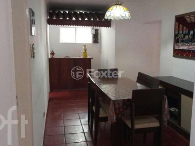 Casa, 3 dormitórios, 220 m², em Jardim Club de Campo