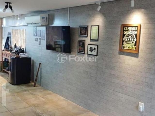 Casa, 3 dormitórios, 220 m², em Lomba da Palmeira