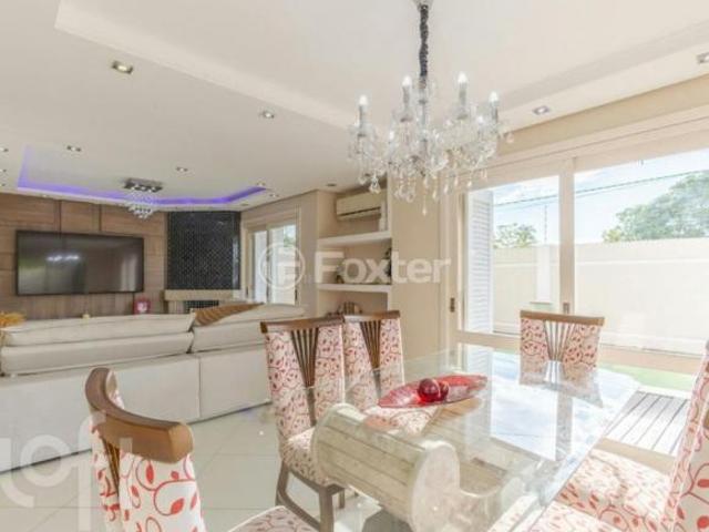 Casa, 3 dormitórios, 220 m², em Niterói