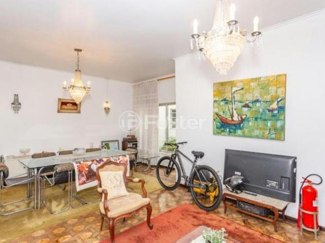 Casa, 3 dormitórios, 220 m², em Planalto Paulista