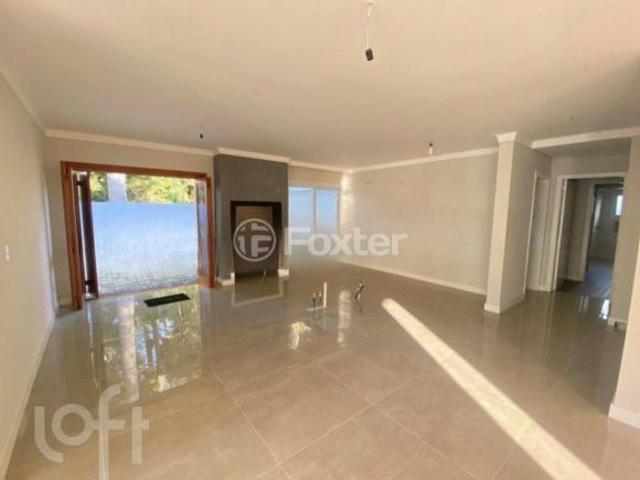 Casa, 3 dormitórios, 220 m², em Vila Suica