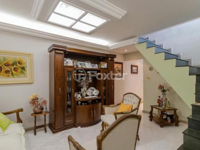 Casa, 3 dormitórios, 221 m², em São João Clímaco