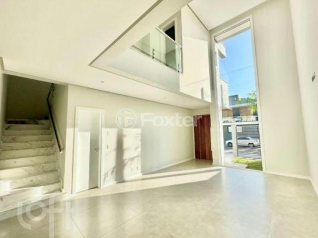 Casa, 3 dormitórios, 234.75 m², em Estância Velha