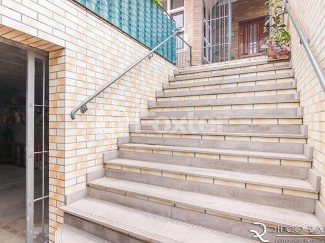 Casa, 3 dormitórios, 235 m², em Medianeira