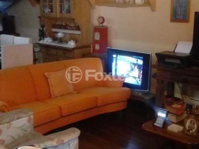 Casa, 3 dormitórios, 235.64 m², em Guarujá