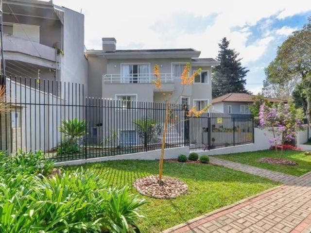 Casa 3 dormitórios. 236 m2 na Vista Alegre Jd. Schaffer