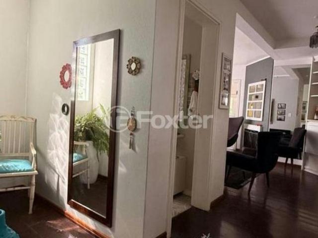 Casa, 3 dormitórios, 237.54 m², em Canudos