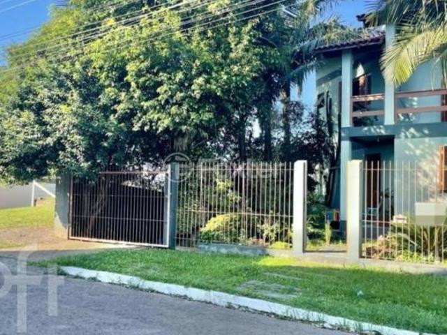 Casa, 3 dormitórios, 237.72 m², em Ideal