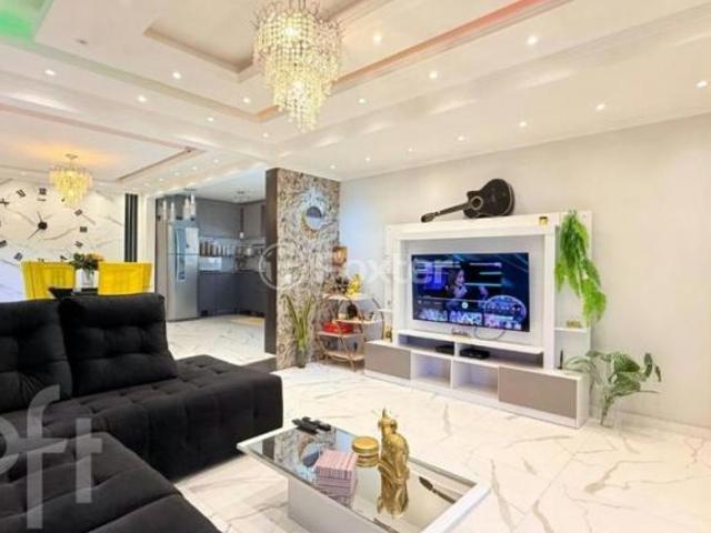 Casa, 3 dormitórios, 238 m², em Partenon