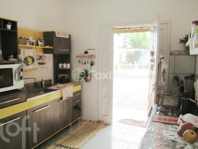 Casa, 3 dormitórios, 230 m², em Industrial