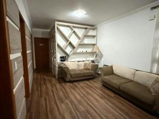 Casa, 3 dormitórios, 231 m², em Jardim Algarve