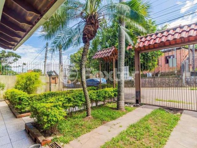 Casa, 3 dormitórios, 231 m², em Santa Isabel