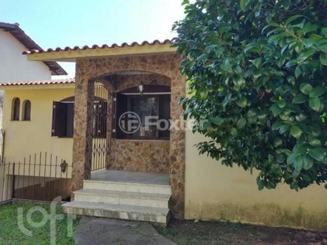 Casa, 3 dormitórios, 244 m², em Sarandi
