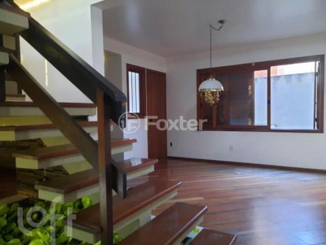 Casa, 3 dormitórios, 245.82 m², em Ouro Branco