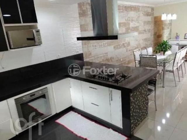 Casa, 3 dormitórios, 247 m², em Vila Laís