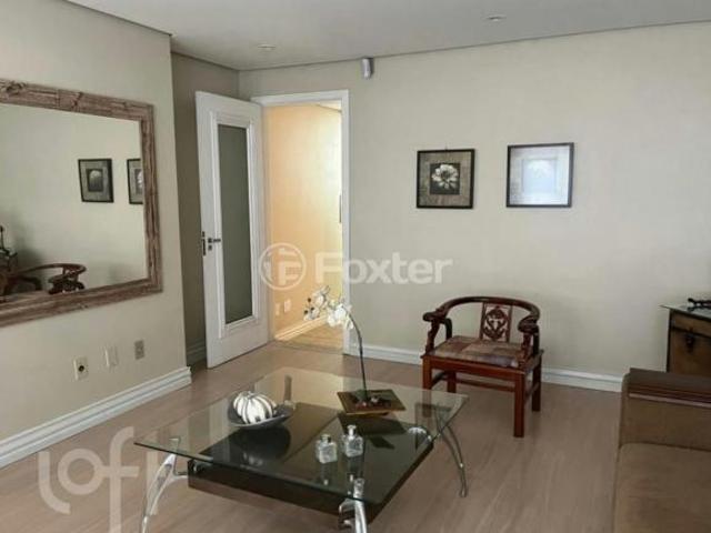 Casa, 3 dormitórios, 247.78 m², em Centro Histórico